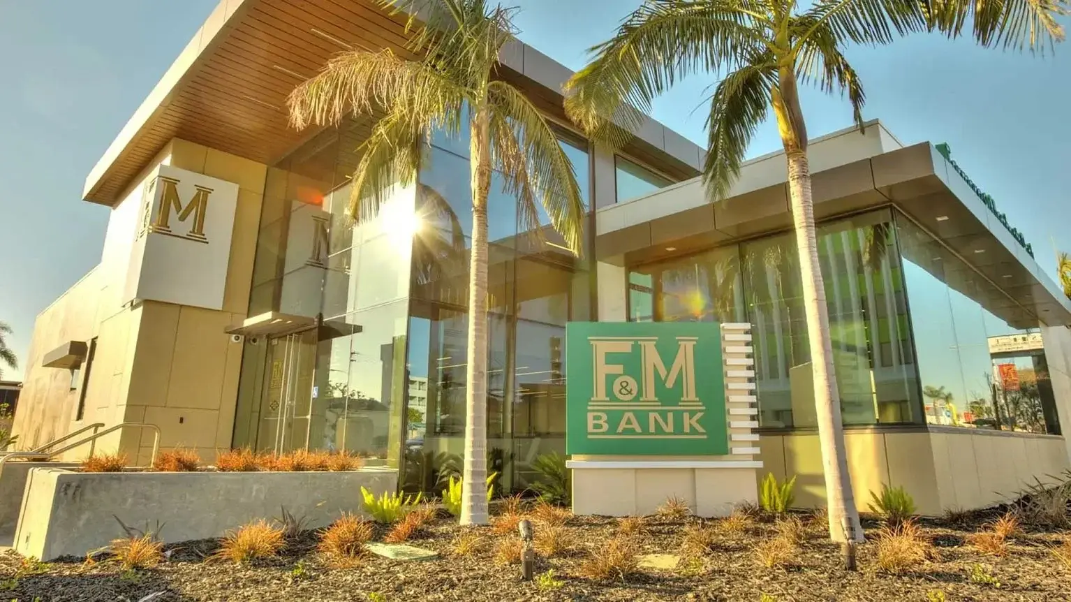 How F&M Bank Ensured Higher Performance Levels Using Video Training